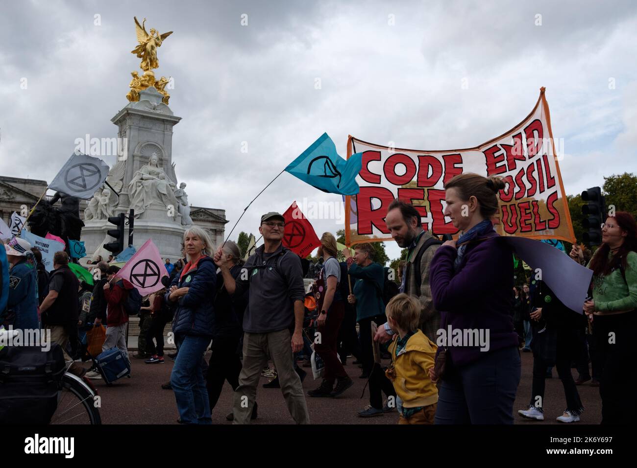 London, UK. 16 OCT, 2022. Extinction Rebellion march “Reclaim Our ...