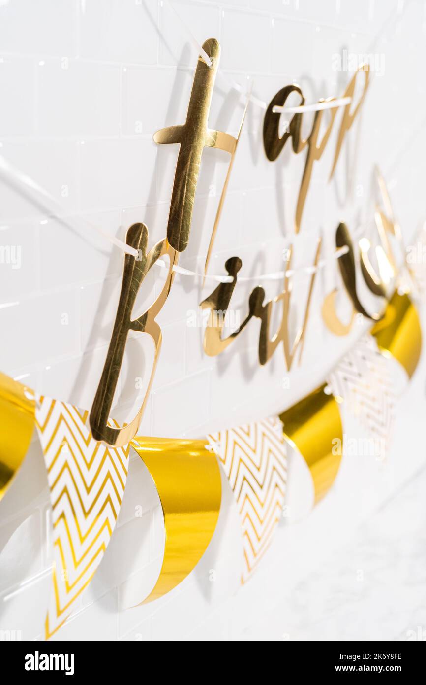 Happy Birthday sign Stock Photo - Alamy