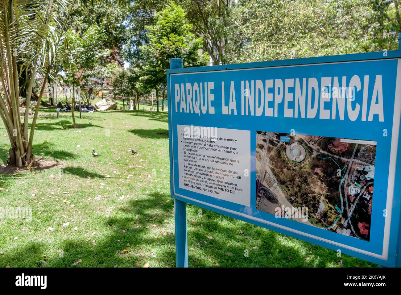 Sign park rules guidelines map spanish language notice information hi ...