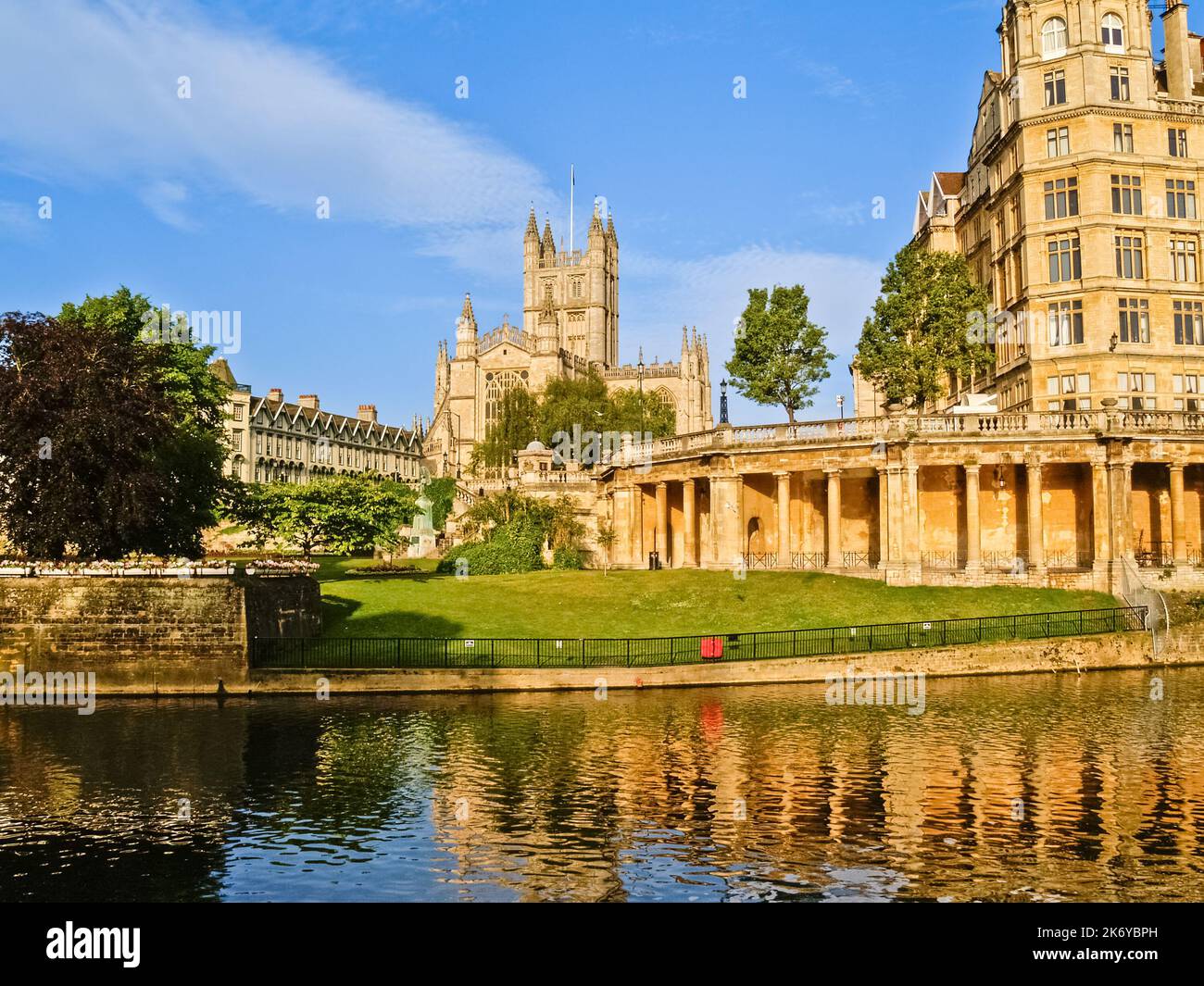 Traditional architectural buildings along Avon River in Bath, United ...