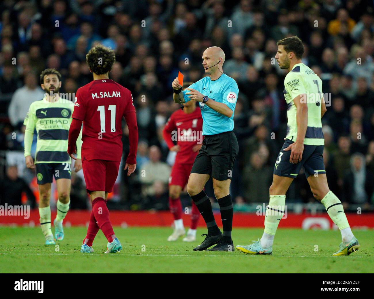 Anthony taylor jurgen klopp hi-res stock photography and images - Alamy Anthony taylor jurgen klopp hi-res stock photography and images - Alamy