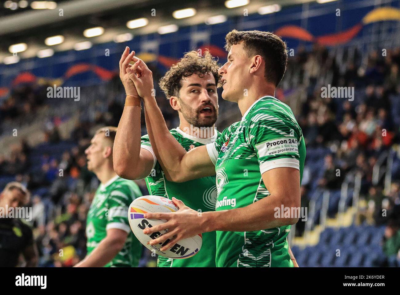 Leeds, UK. 16th Oct, 2022. Innes Senior of Ireland celebrates his try ...