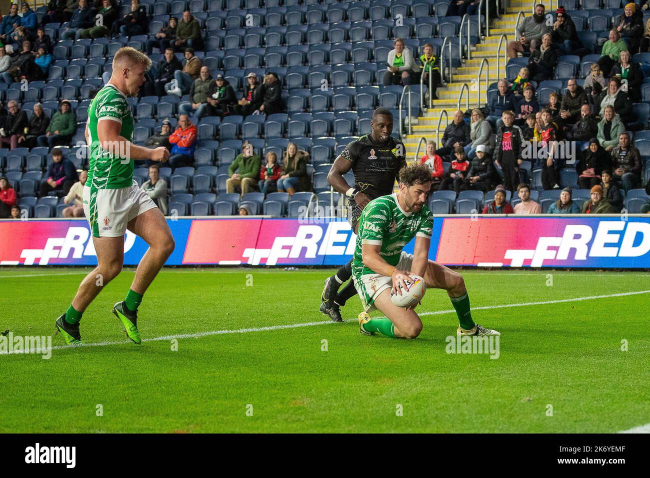 Leeds, UK. 16th Oct, 2022. ***Try Ireland Toby King during the Rugby ...