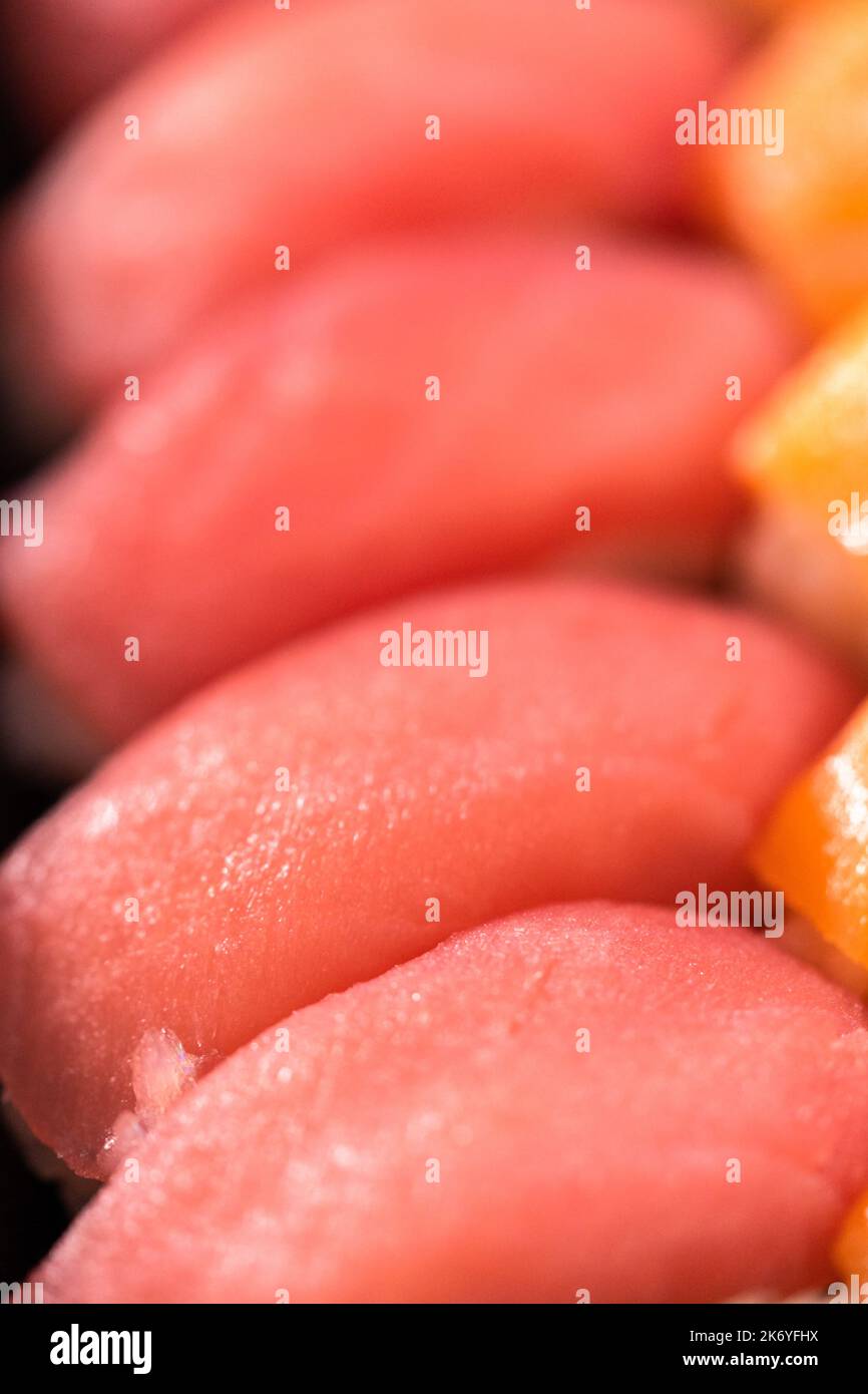 Pre packaged sushi hi-res stock photography and images - Alamy