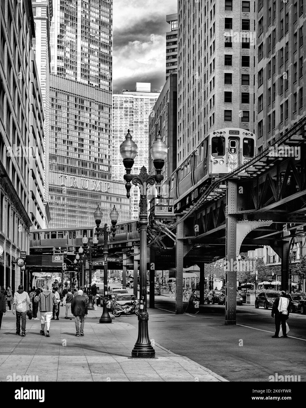 Chicago l station Black and White Stock Photos & Images - Alamy