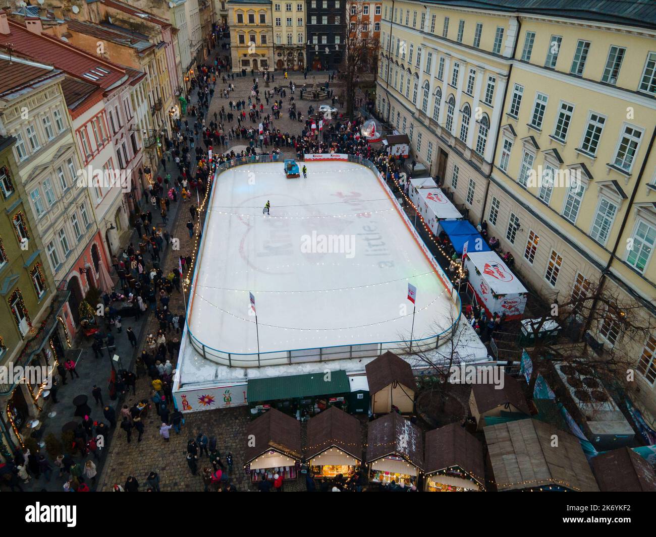 crowded people at city center Stock Photo - Alamy