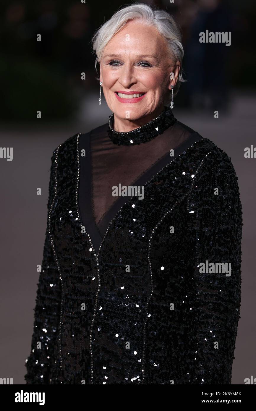 LOS ANGELES, CALIFORNIA, USA - OCTOBER 15: Glenn Close arrives at the ...
