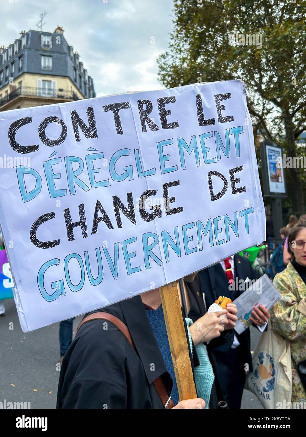 Climate change slogans hi-res stock photography and images - Alamy