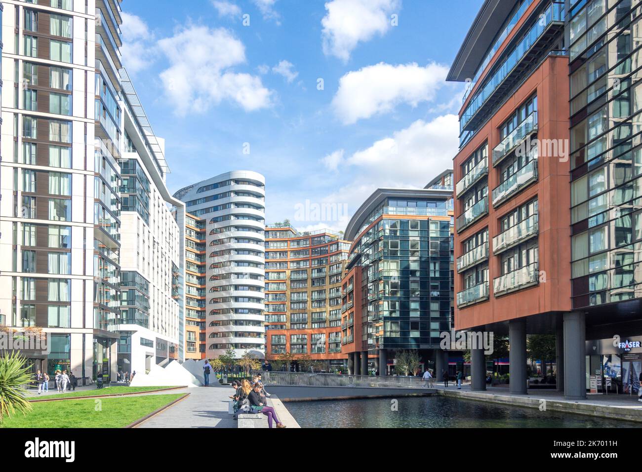Pocket park hi-res stock photography and images - Alamy