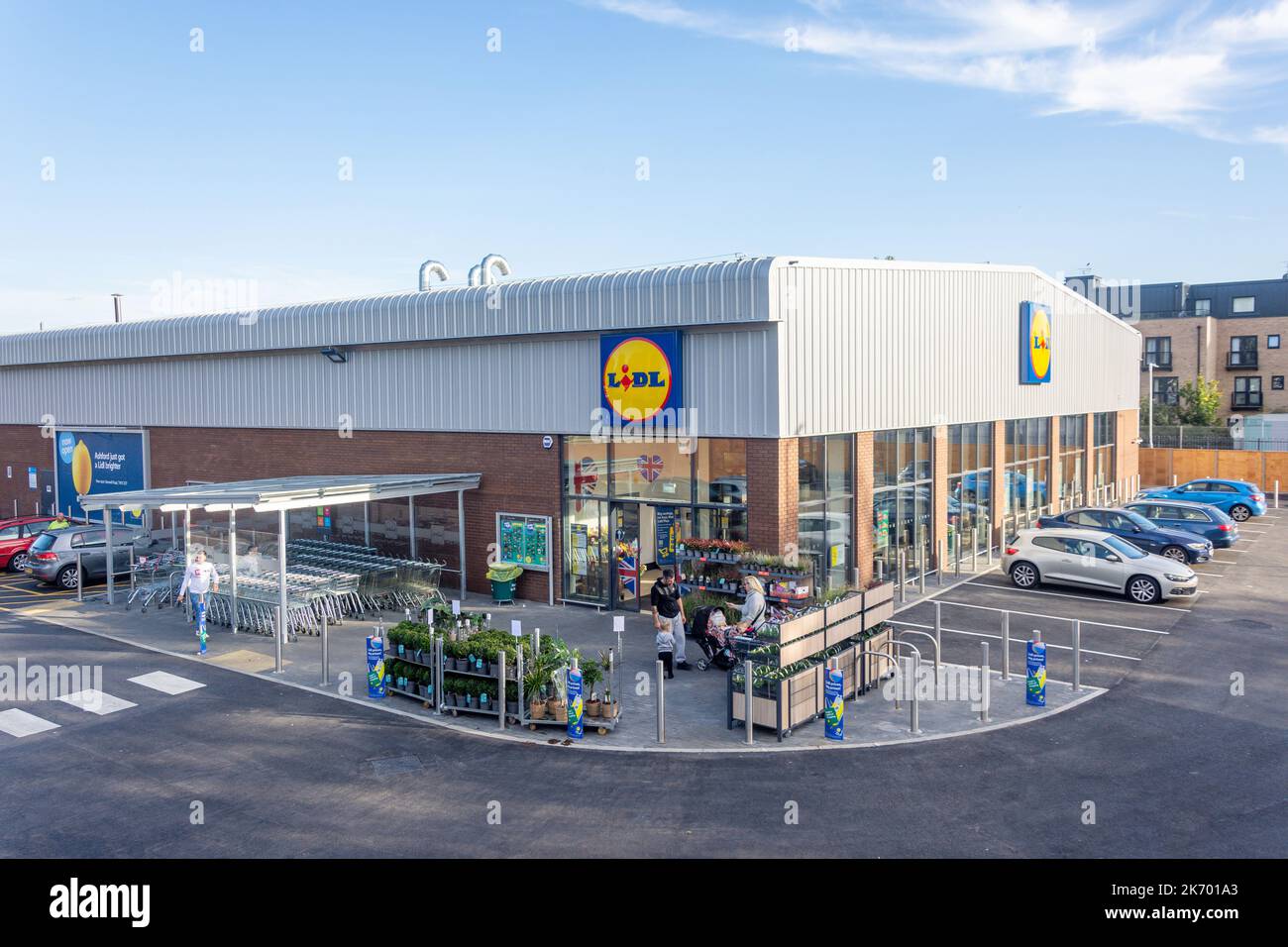 Lidl supermarket, Stanwell Road, Ashford, Surrey, England, United Kingdom Stock Photo - Alamy