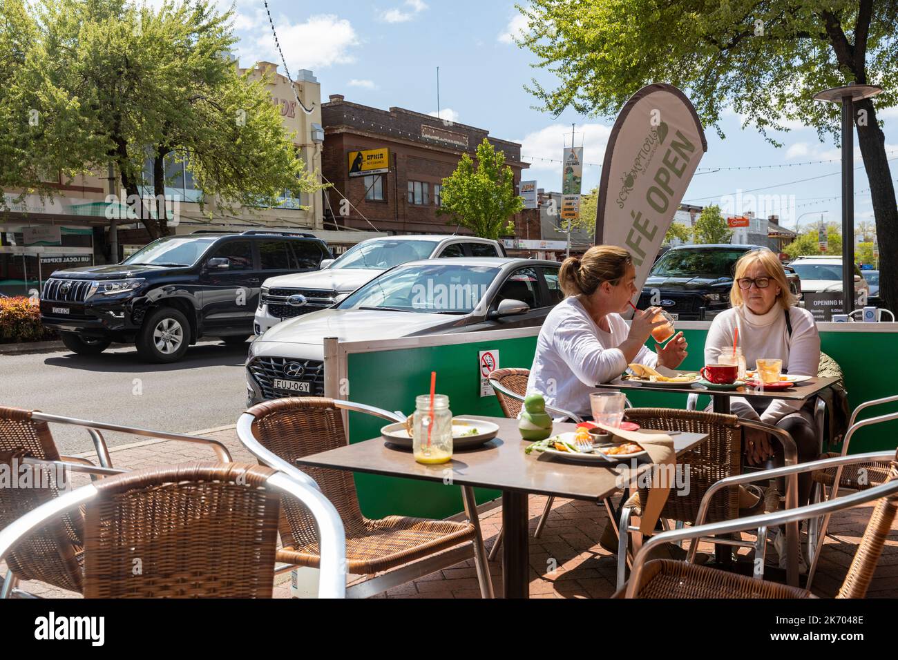 Cafe talking coffee rural hi-res stock photography and images - Alamy