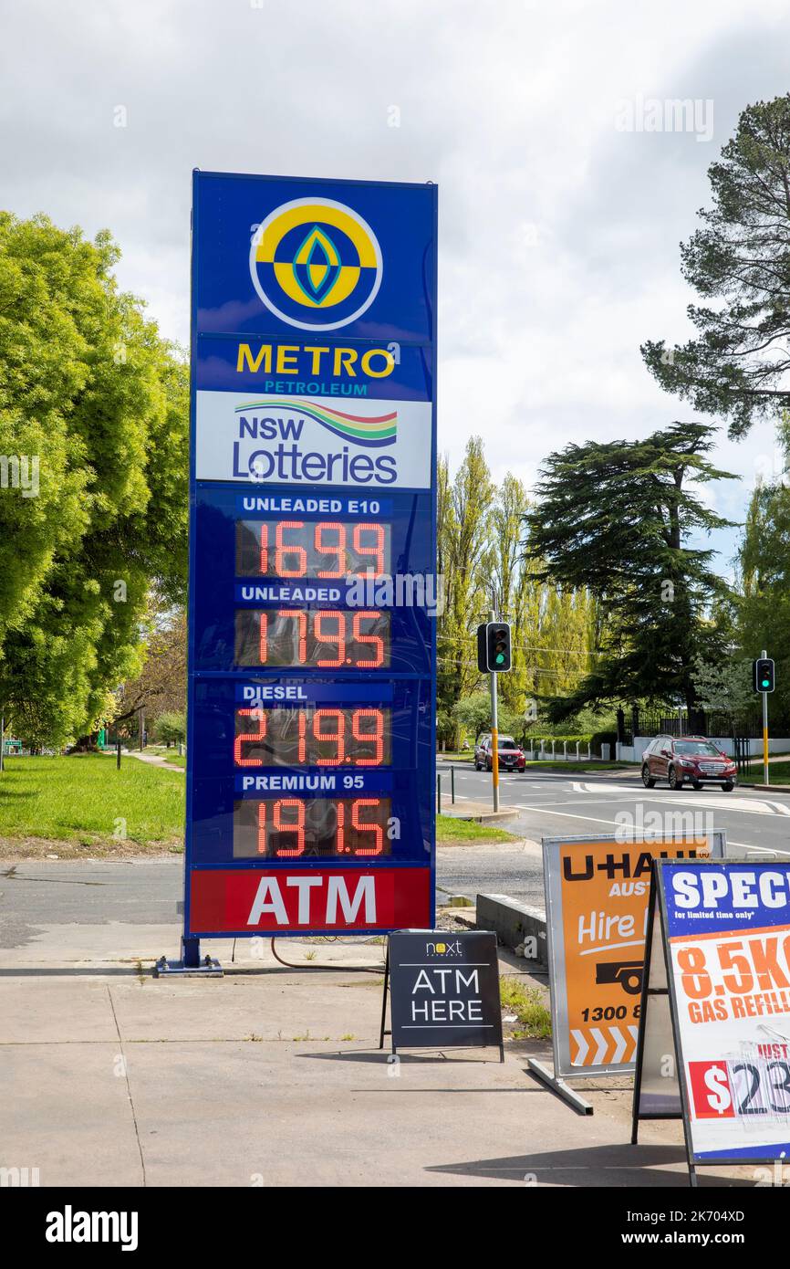 Village gas station hi-res stock photography and images - Alamy