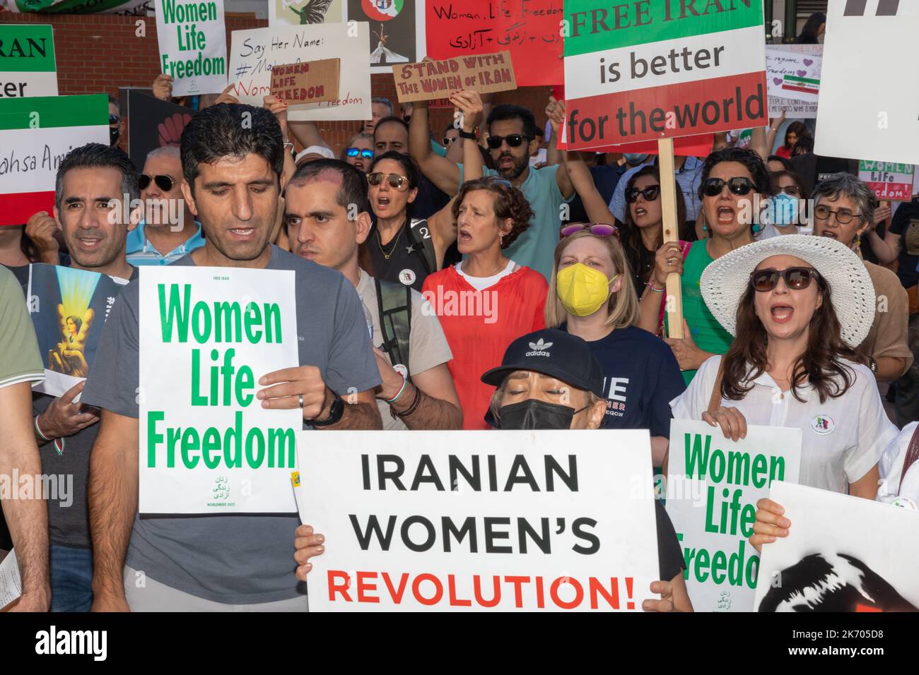 Muslim women hijab united states hi-res stock photography and images ...