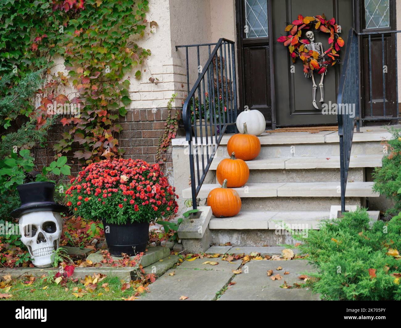 Front steps of house with Halloween decorations Stock Photo - Alamy