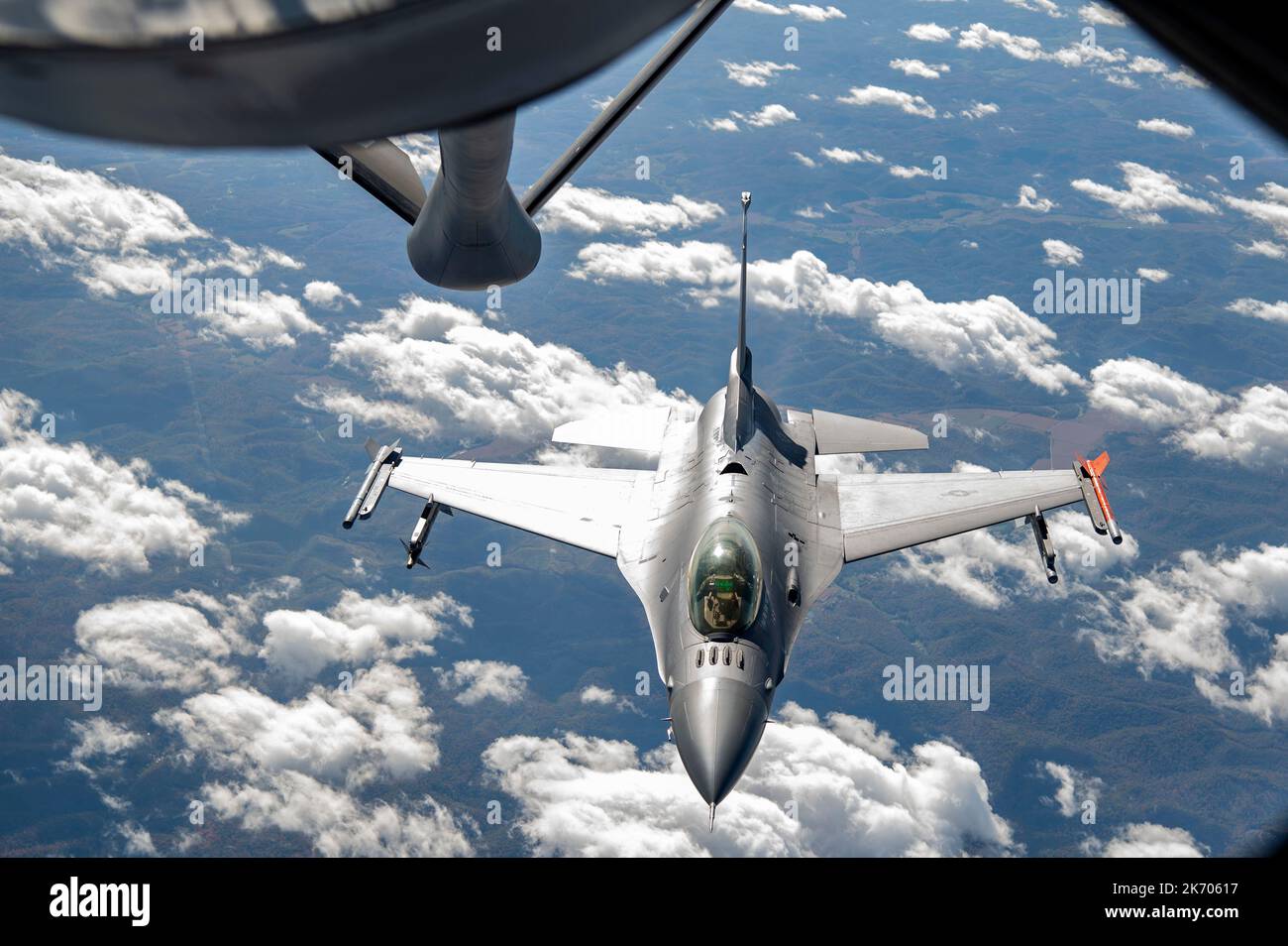 A U.S. Air Force F-16 Fighting Falcon with the 180th Fighter Wing is ...