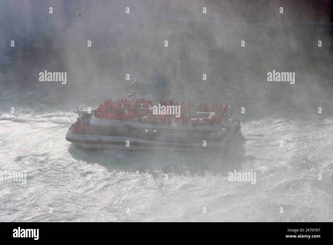 Maid of the Mist tourist boat below Niagara Falls Stock Photo - Alamy