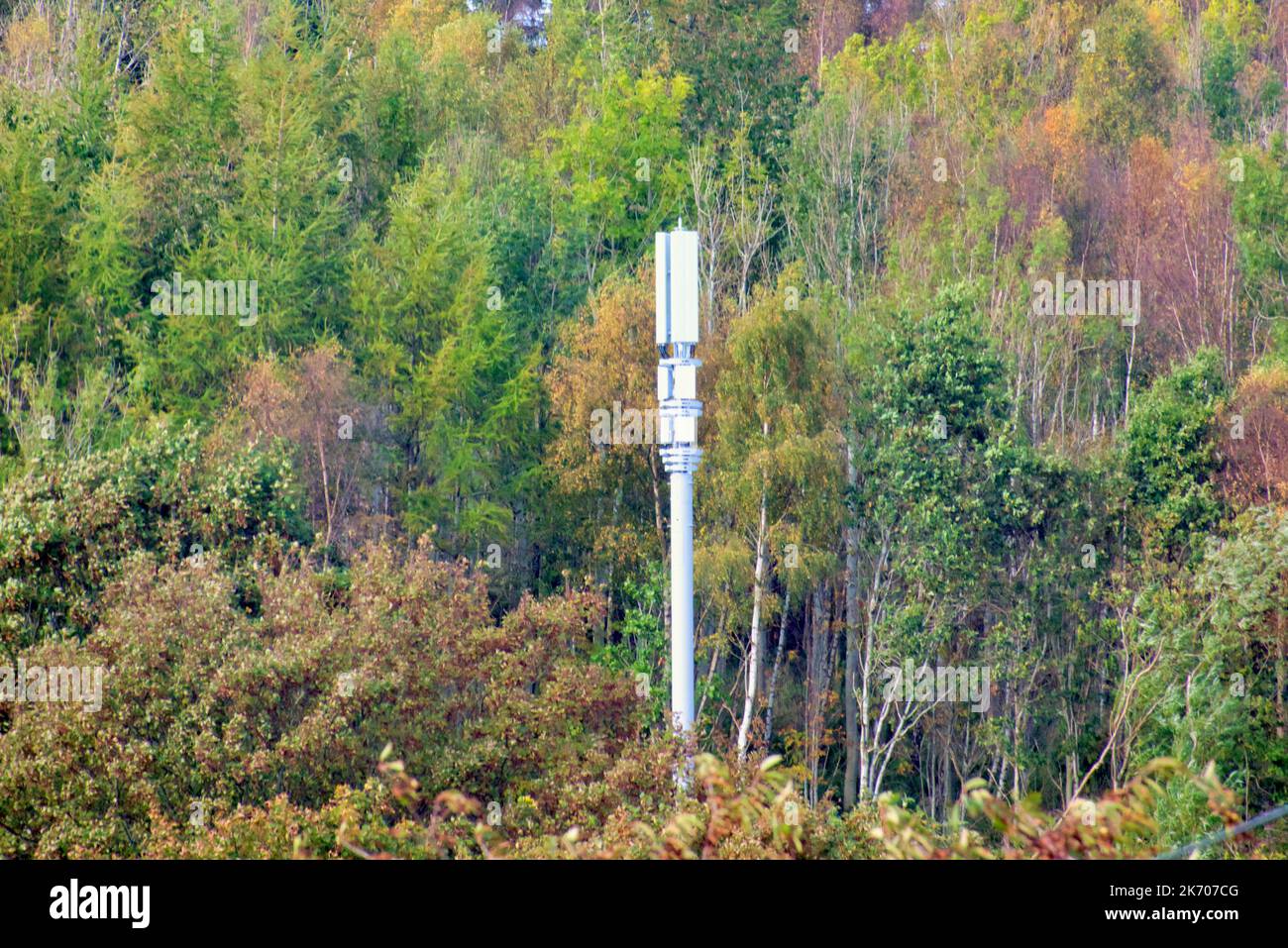 Cell phone tower antenna hi-res stock photography and images - Alamy