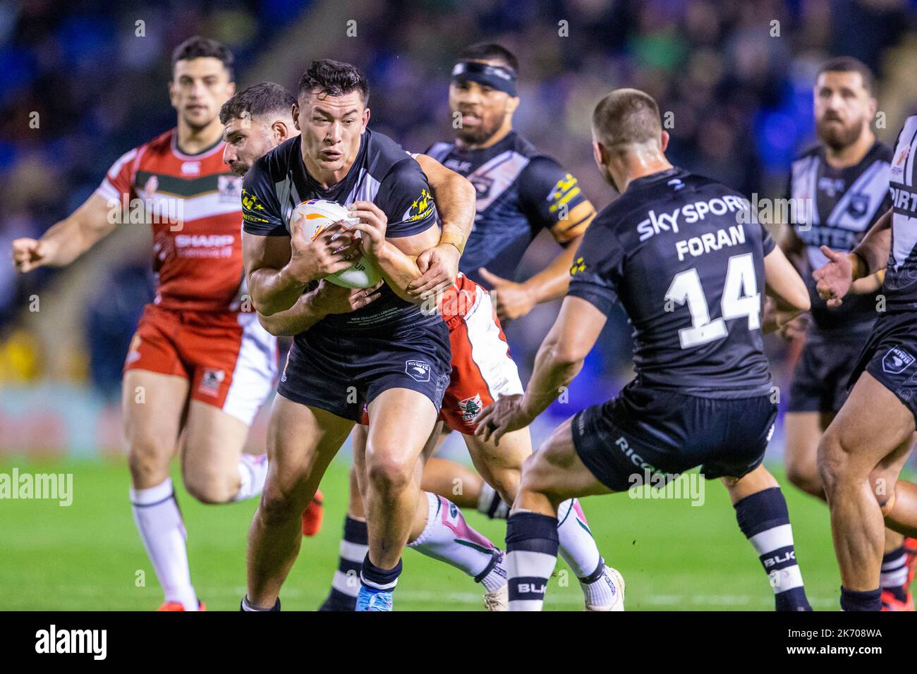 Warrington, UK. 16th October 2022; Halliwell Jones Stadium, Warrington ...