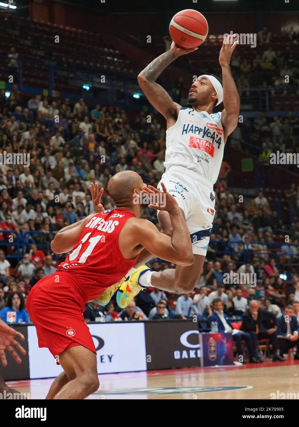 Mediolanum Forum, Milan, Italy, October 16, 2022, Marcquise Reed ...