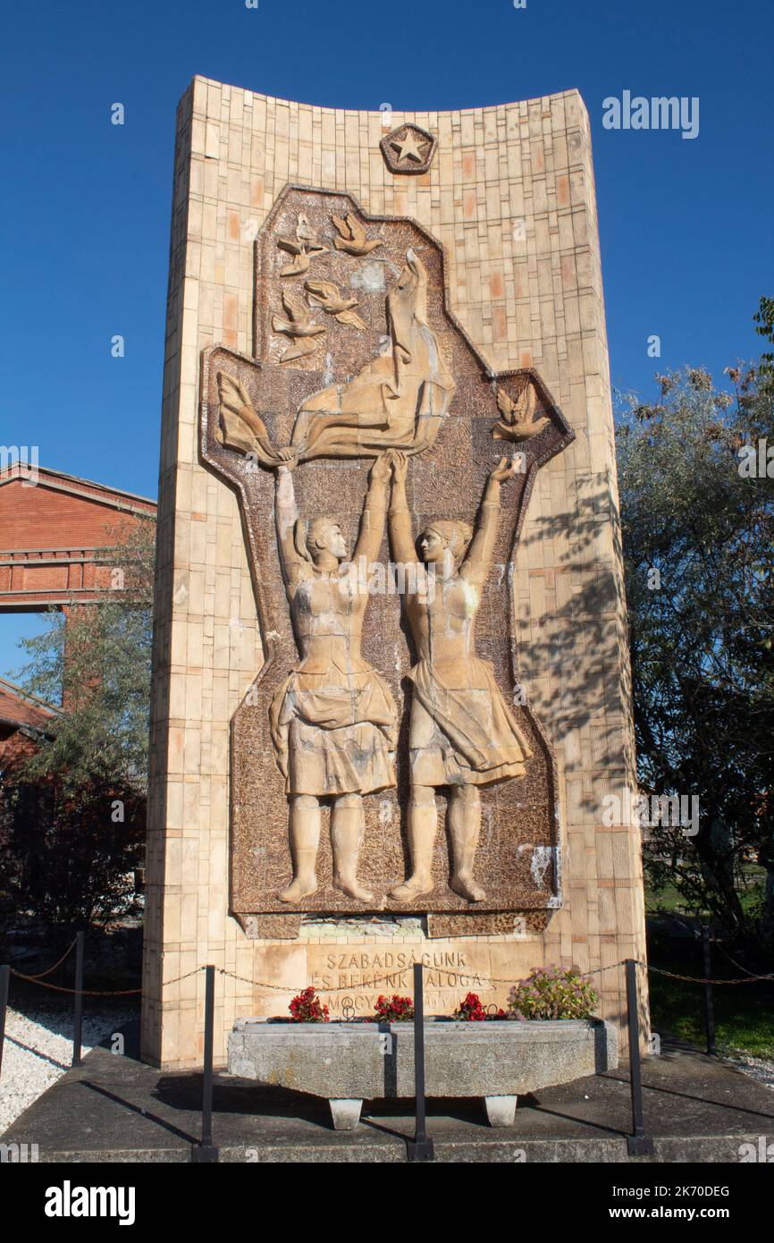 Memento Park an open-air museum dedicated to monumental statues and ...