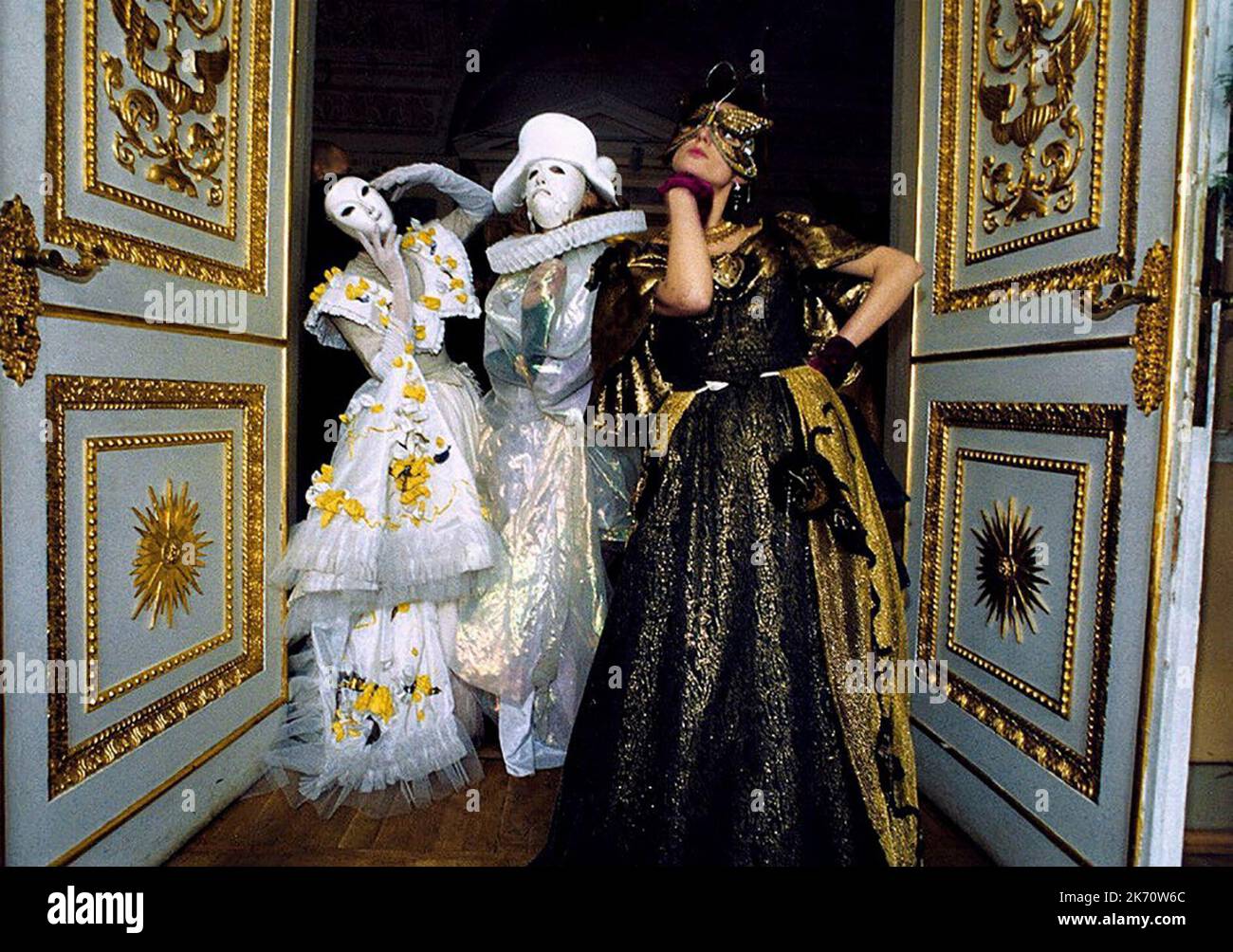 GENERAL SCENE, RUSSIAN ARK, 2002 Stock Photo - Alamy