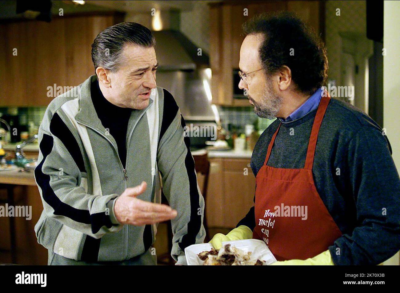 ROBERT DE NIRO, BILLY CRYSTAL, ANALYZE THAT, 2002 Stock Photo - Alamy