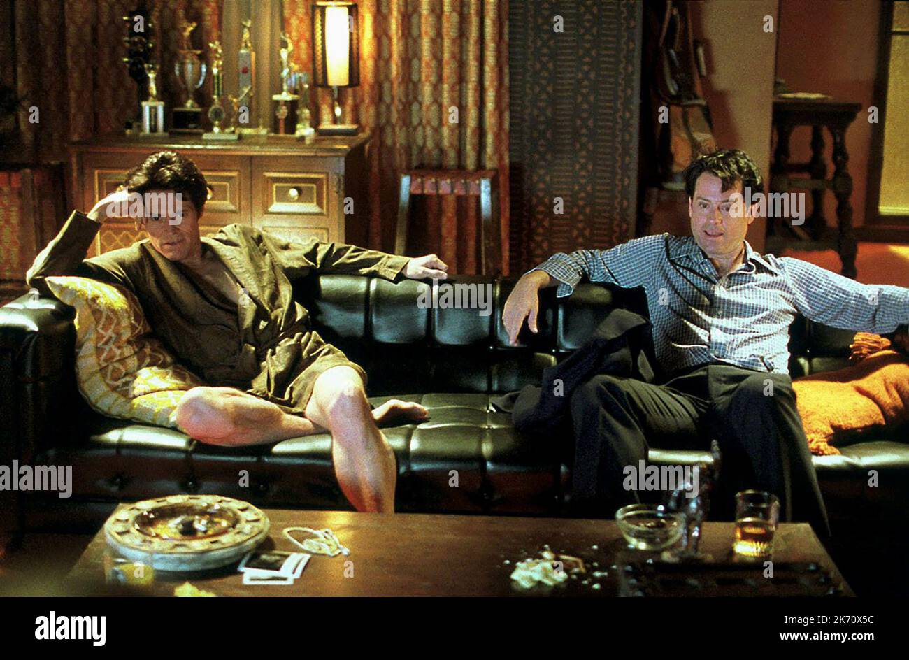 WILLEM DAFOE, GREG KINNEAR, AUTO FOCUS, 2002 Stock Photo - Alamy