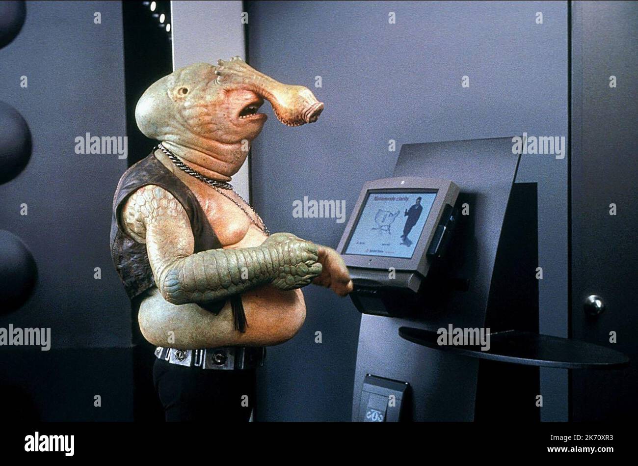 MOSH BULB, MEN IN BLACK II, 2002 Stock Photo - Alamy