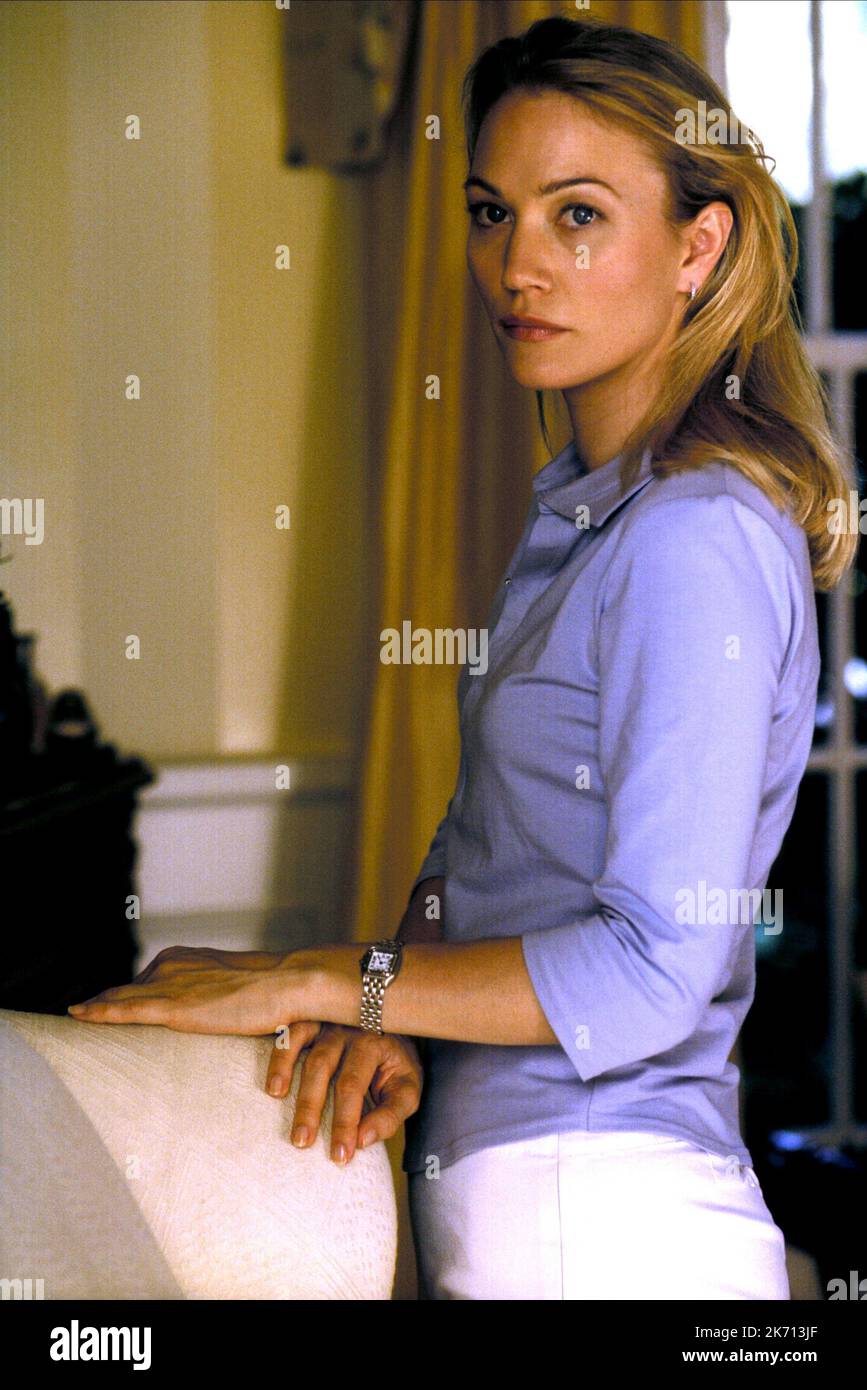 Sarah wynter hi-res stock photography and images - Alamy