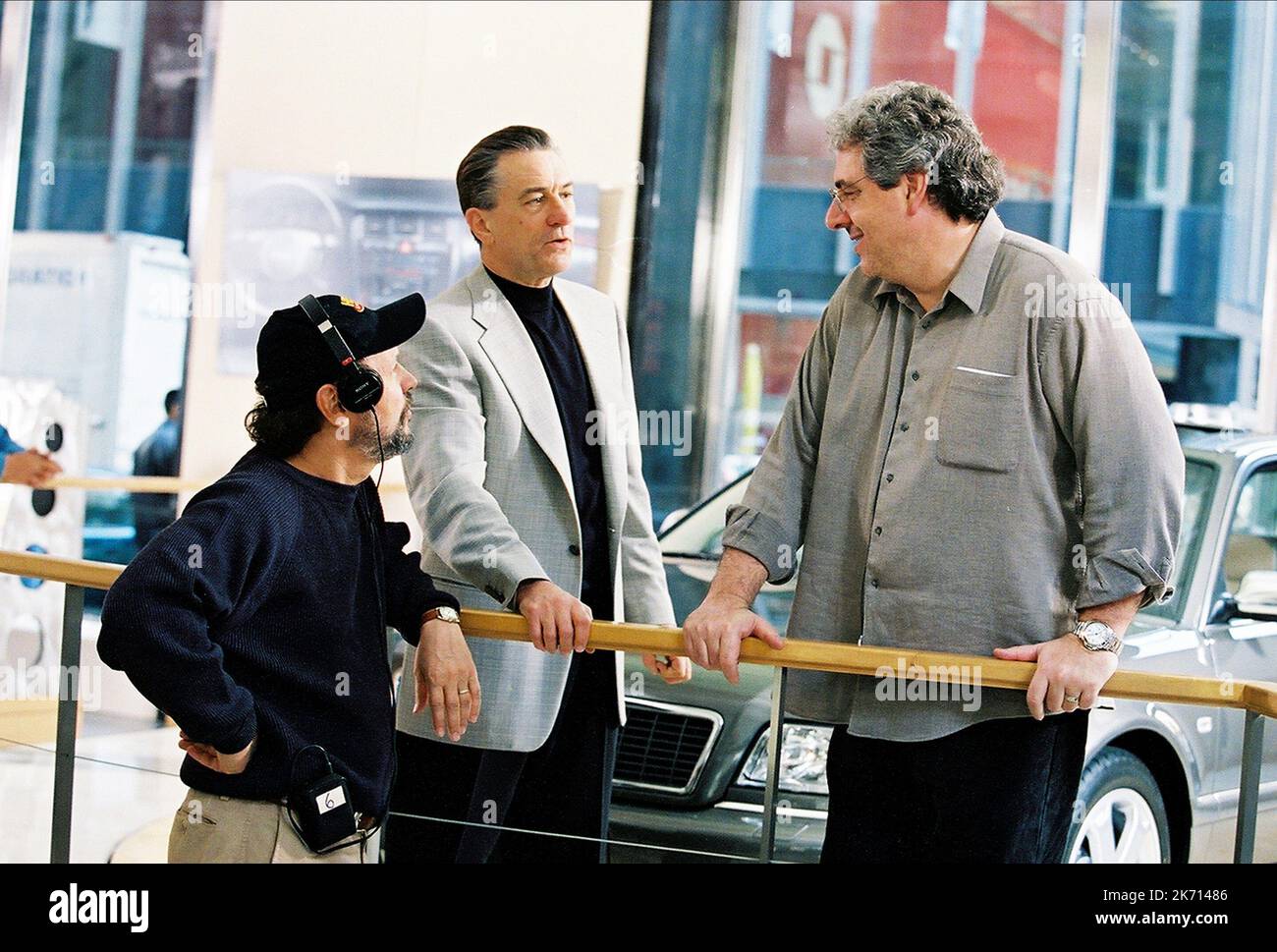 Billy crystal de niro analyze hi-res stock photography and images - Alamy