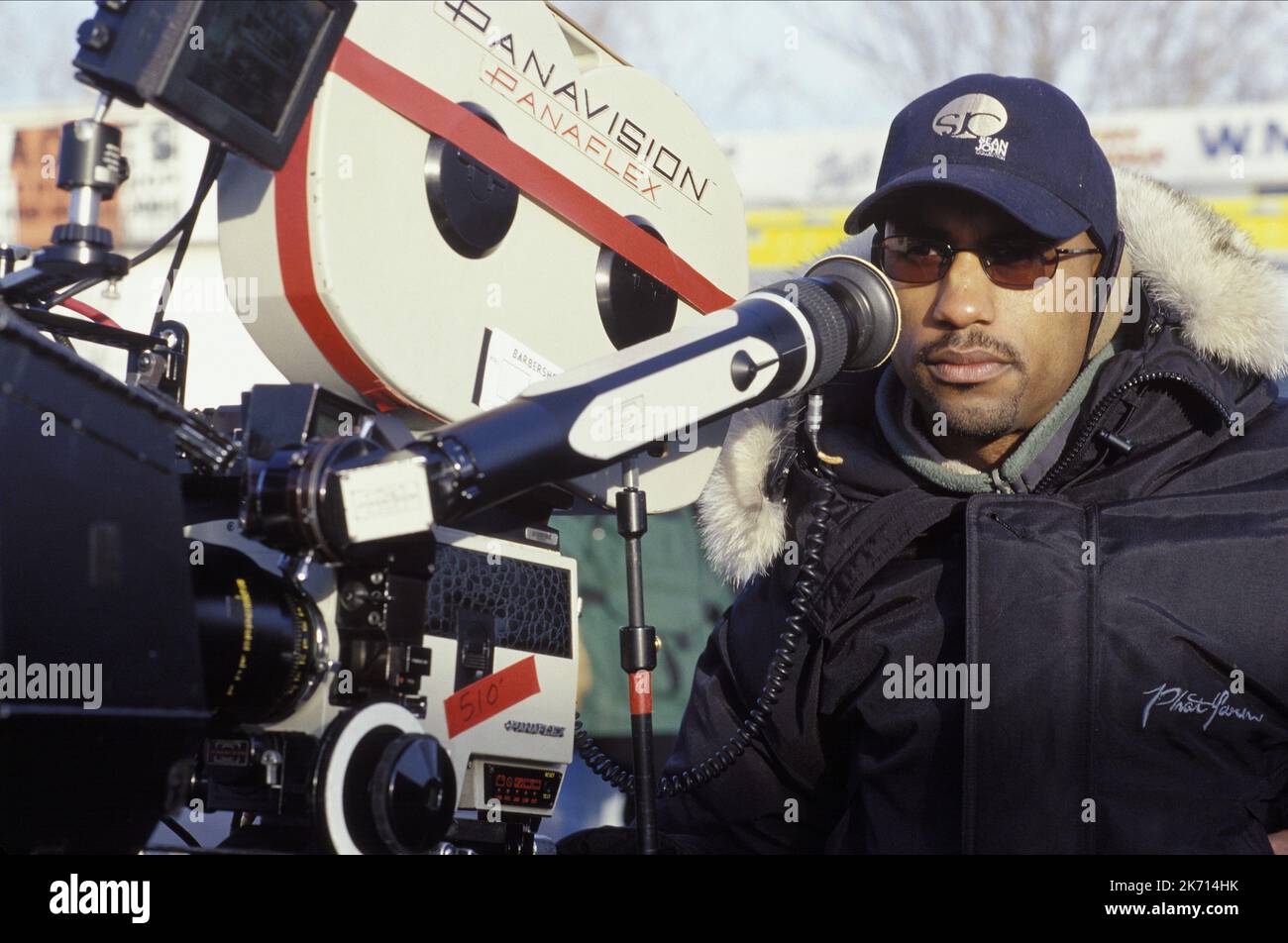 TIM STORY, BARBERSHOP, 2002 Stock Photo - Alamy