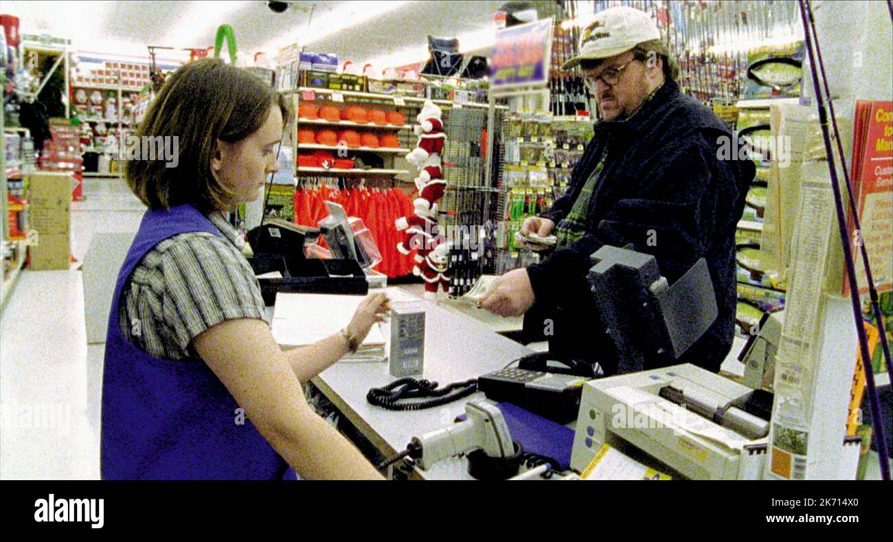 AMANDA DUNCAN, MICHAEL MOORE, BOWLING FOR COLUMBINE, 2002 Stock Photo ...