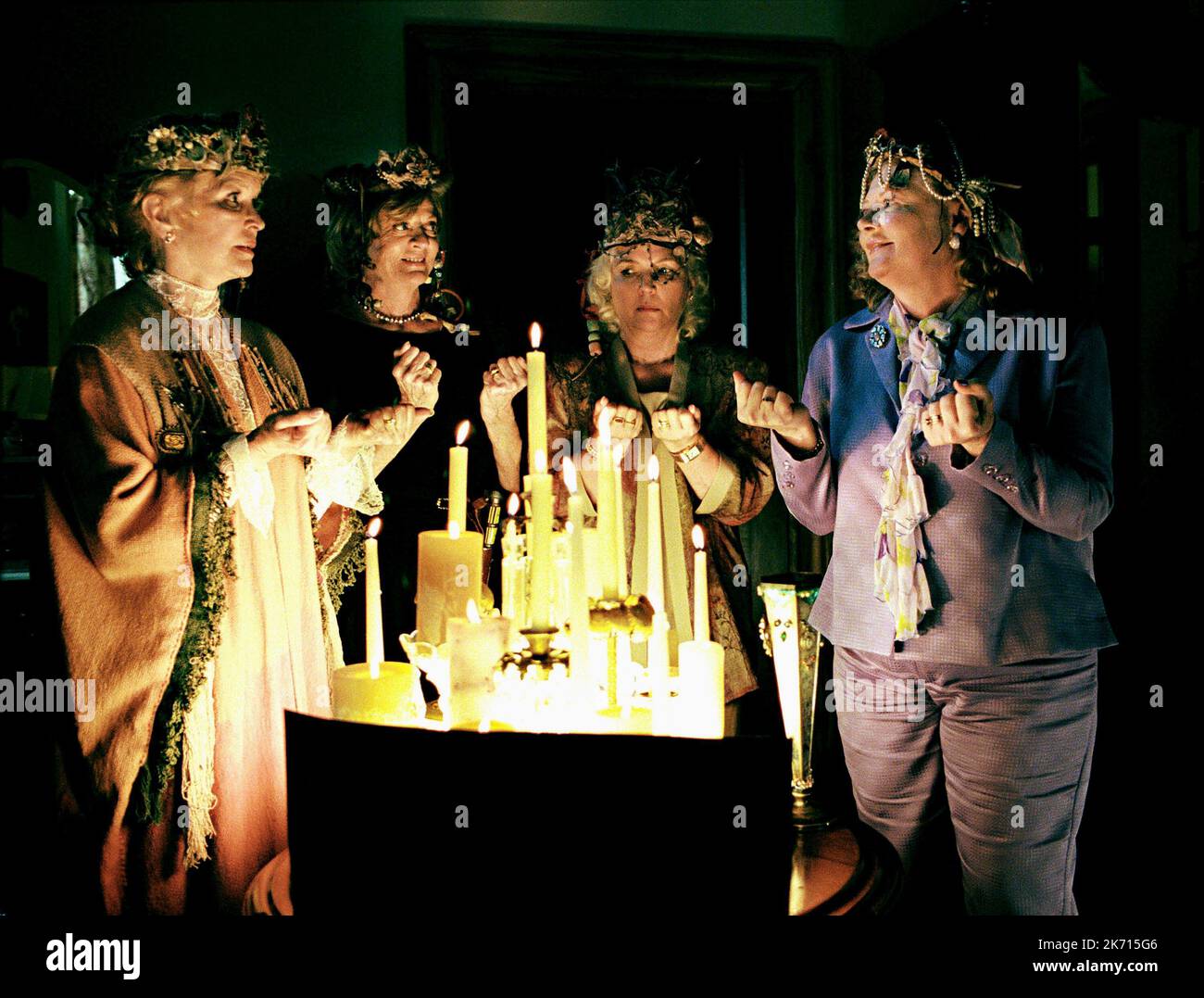 ELLEN BURSTYN, MAGGIE SMITH, FIONNULA FLANAGAN, SHIRLEY KNIGHT, DIVINE ...