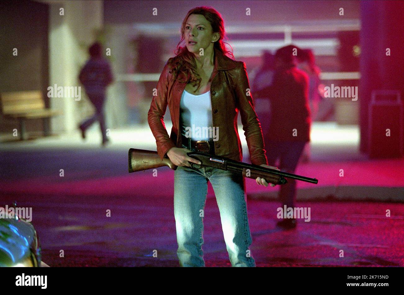 KARI WUHRER, EIGHT LEGGED FREAKS, 2002 Stock Photo - Alamy