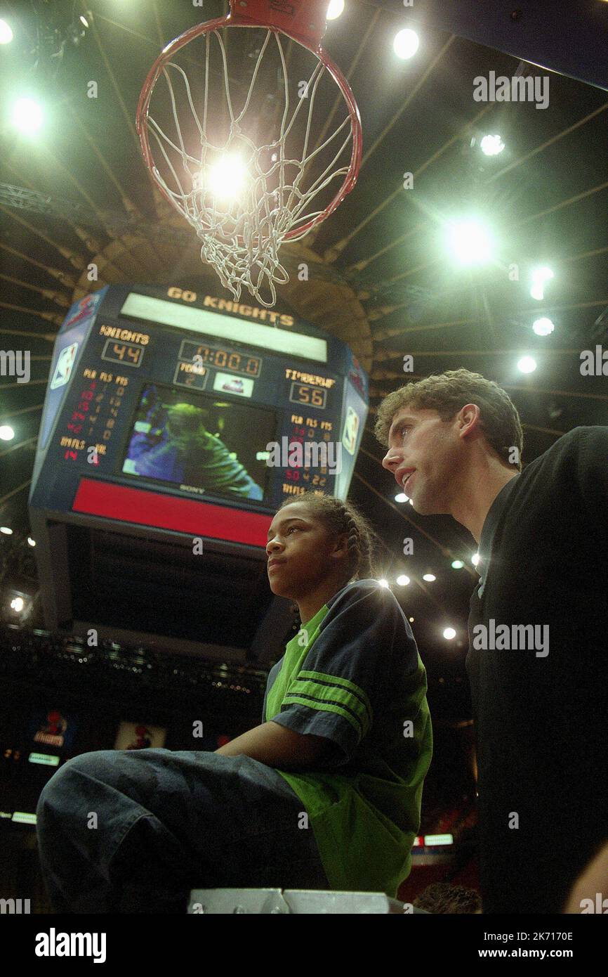 Like mike bow wow hi-res stock photography and images - Alamy