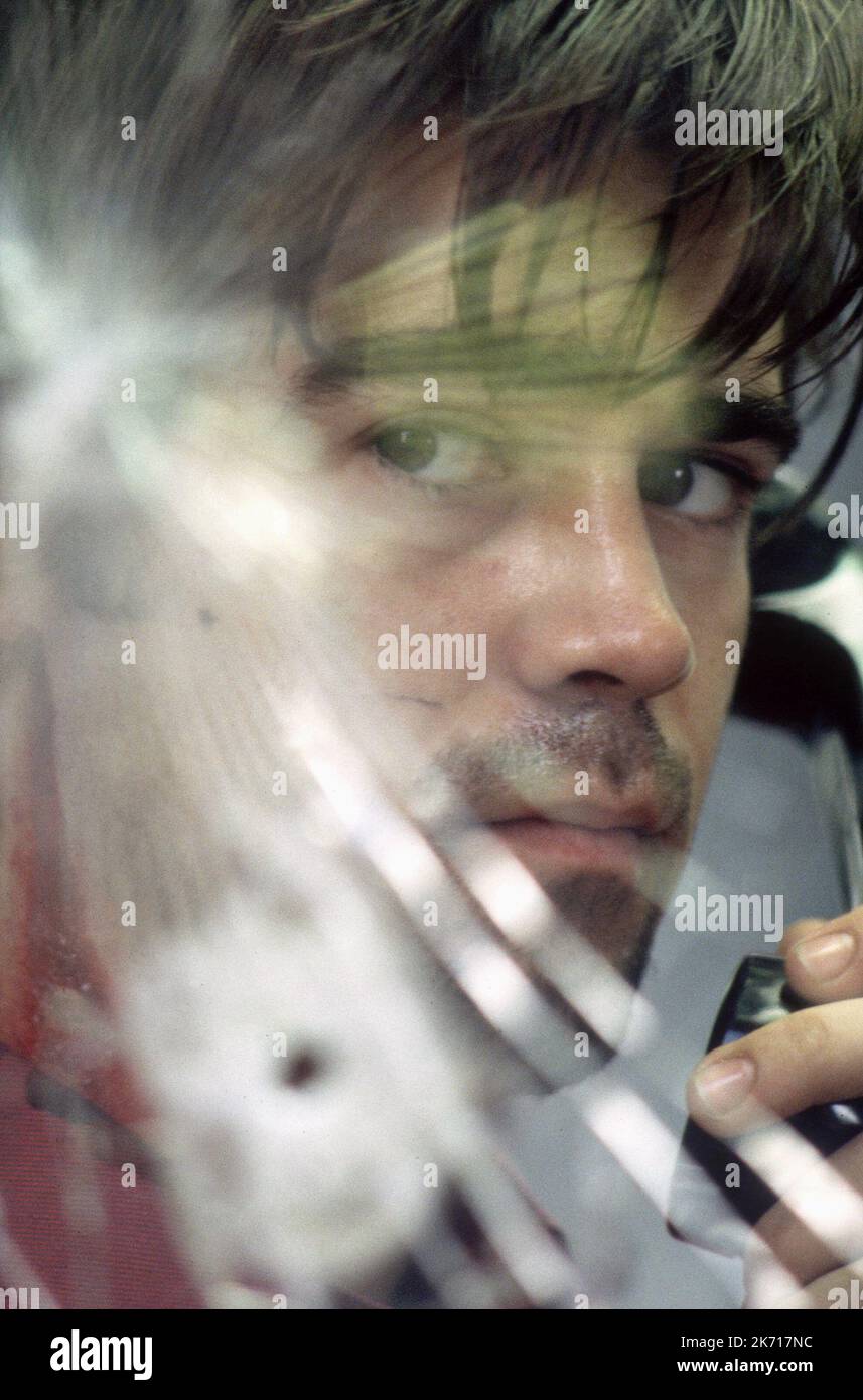 COLIN FARRELL, PHONE BOOTH, 2002 Stock Photo - Alamy