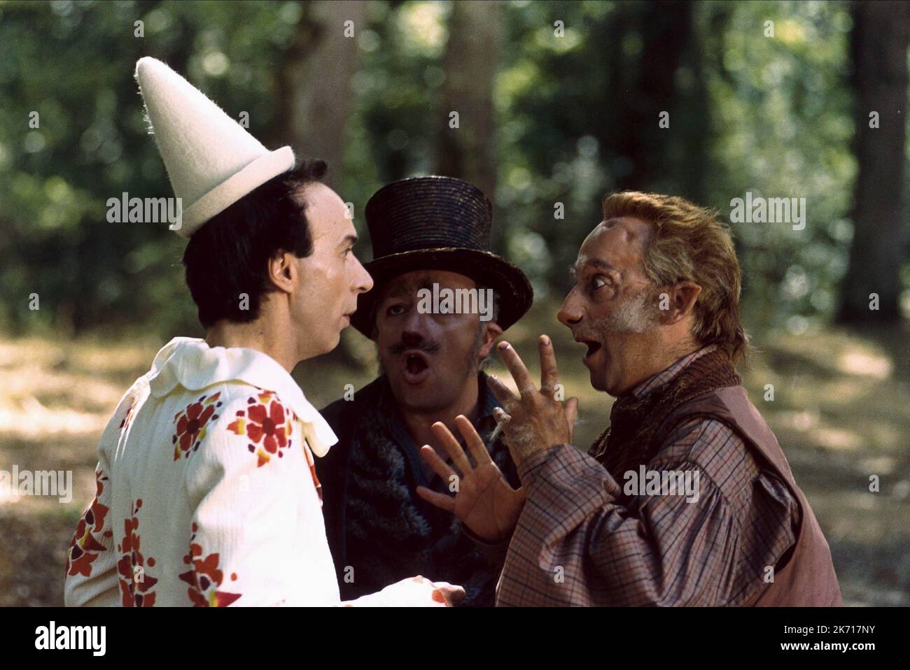 Pinocchio pinocchio 2002 roberto benigni hi-res stock photography and ...
