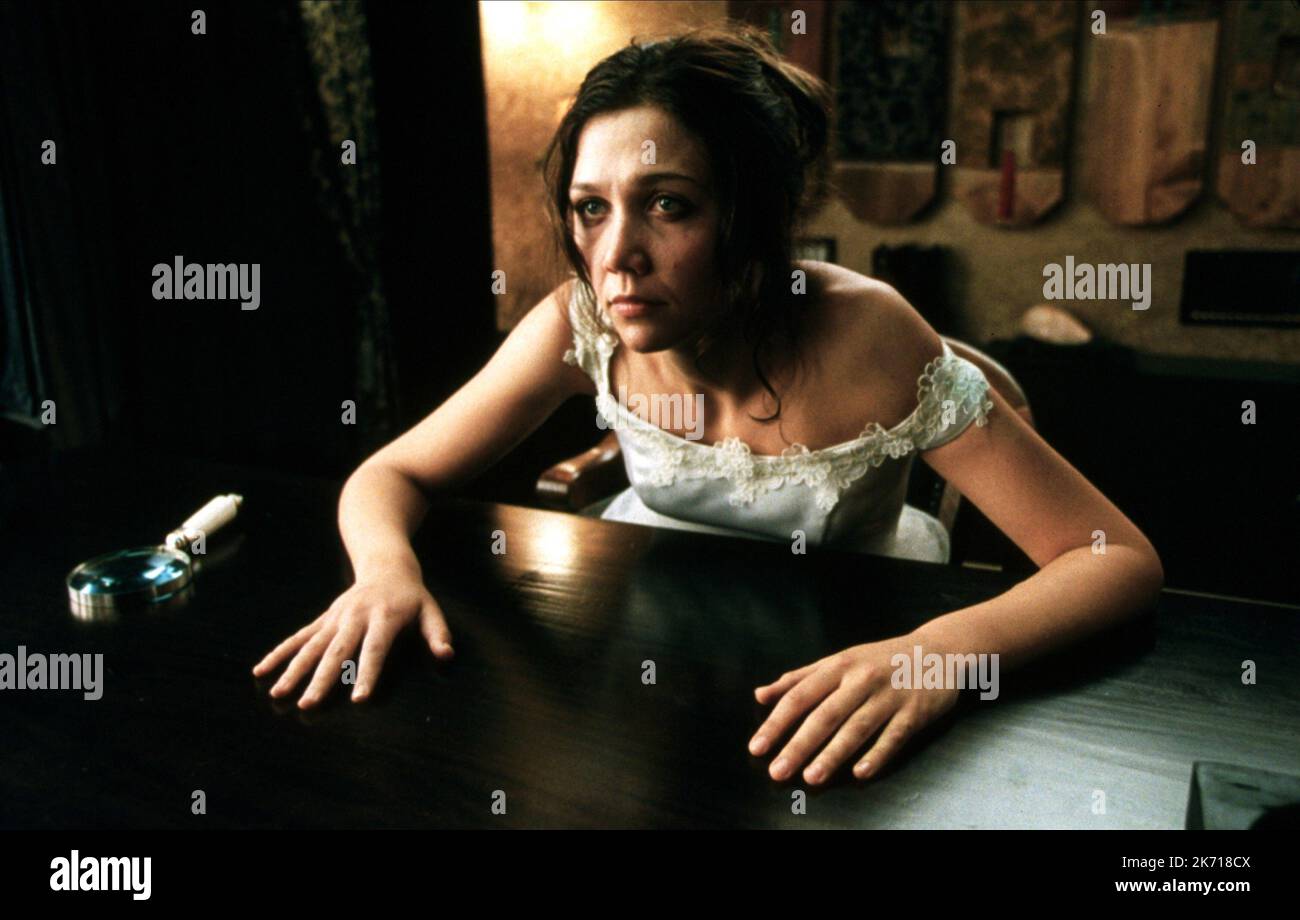 Secretary maggie gyllenhaal hi-res stock photography and images - Alamy