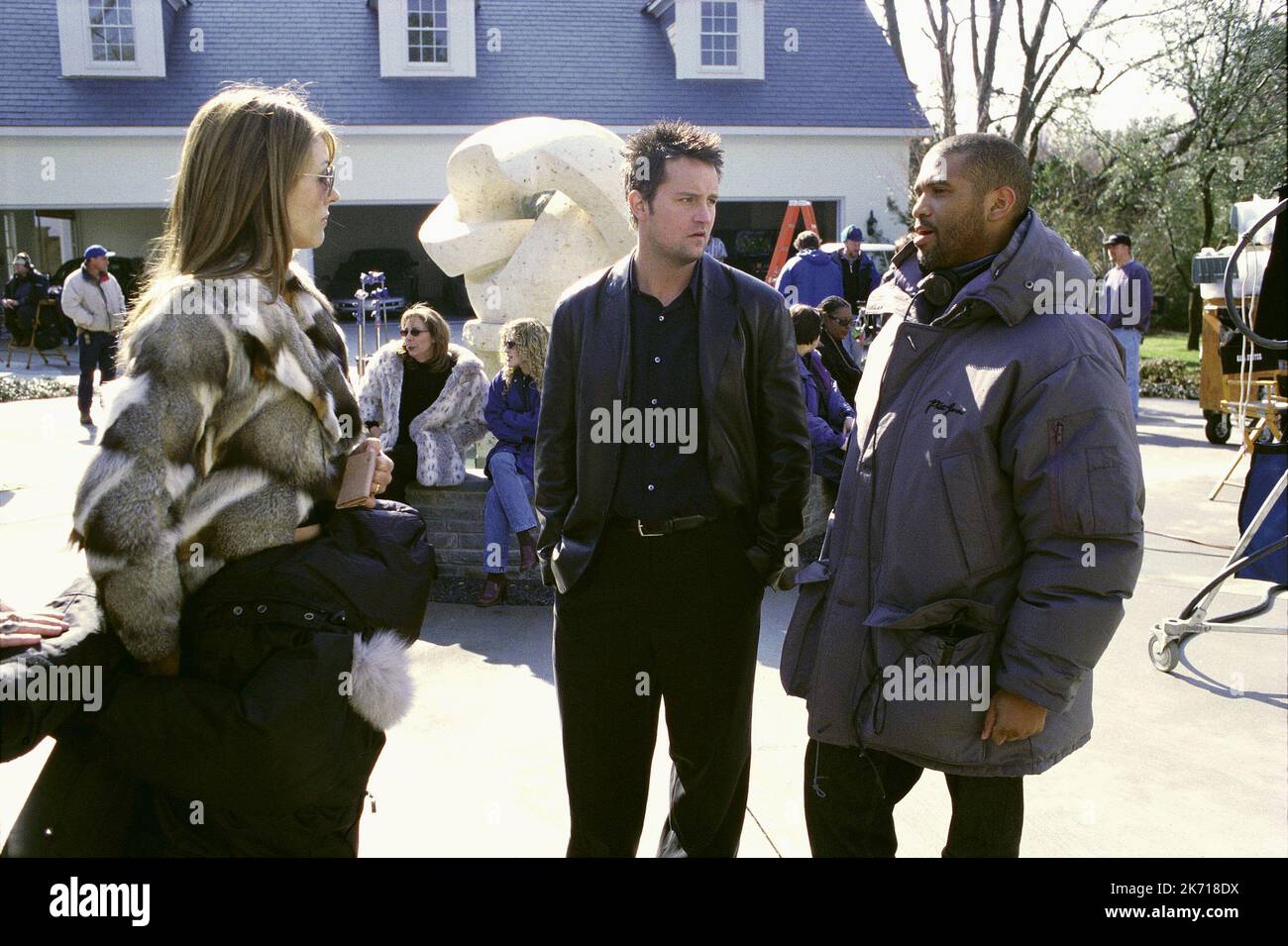 Elizabeth hurley matthew perry hi-res stock photography and images - Alamy