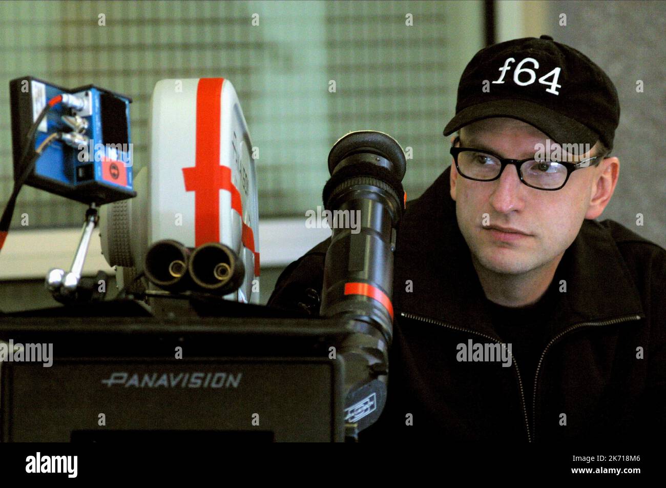 STEVEN SODERBERGH, SOLARIS, 2002 Stock Photo - Alamy