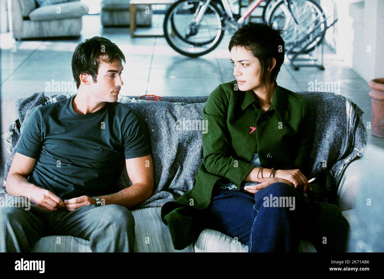 Ian somerhalder 2000 hi-res stock photography and images - Alamy
