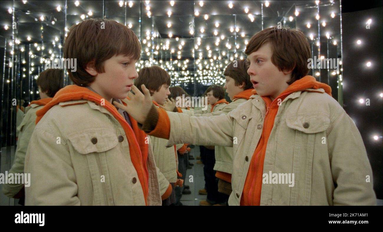 AARON TAYLOR-JOHNSON, TOM and THOMAS, 2002 Stock Photo - Alamy