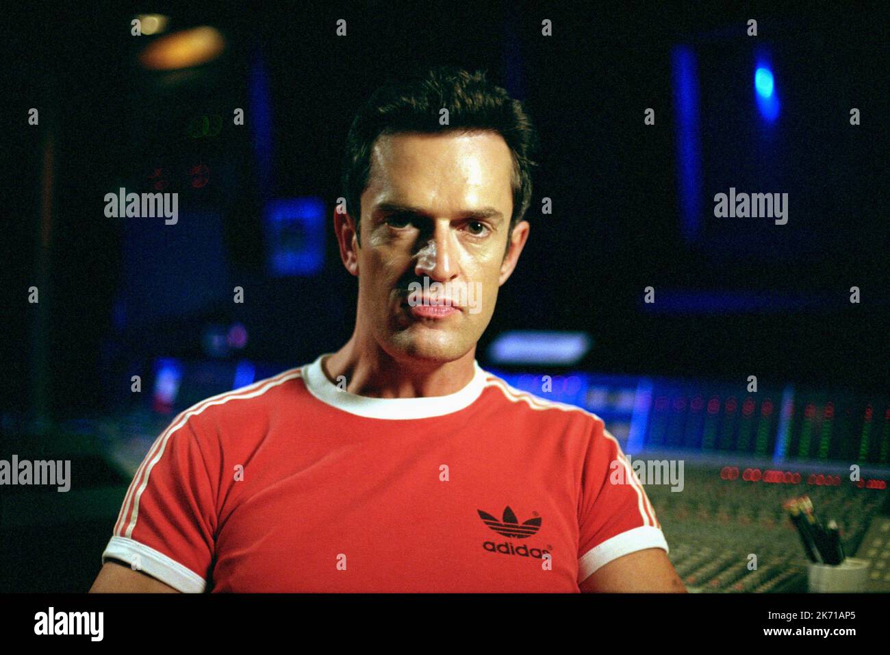 Rupert everett wild thornberrys movie hi-res stock photography and ...