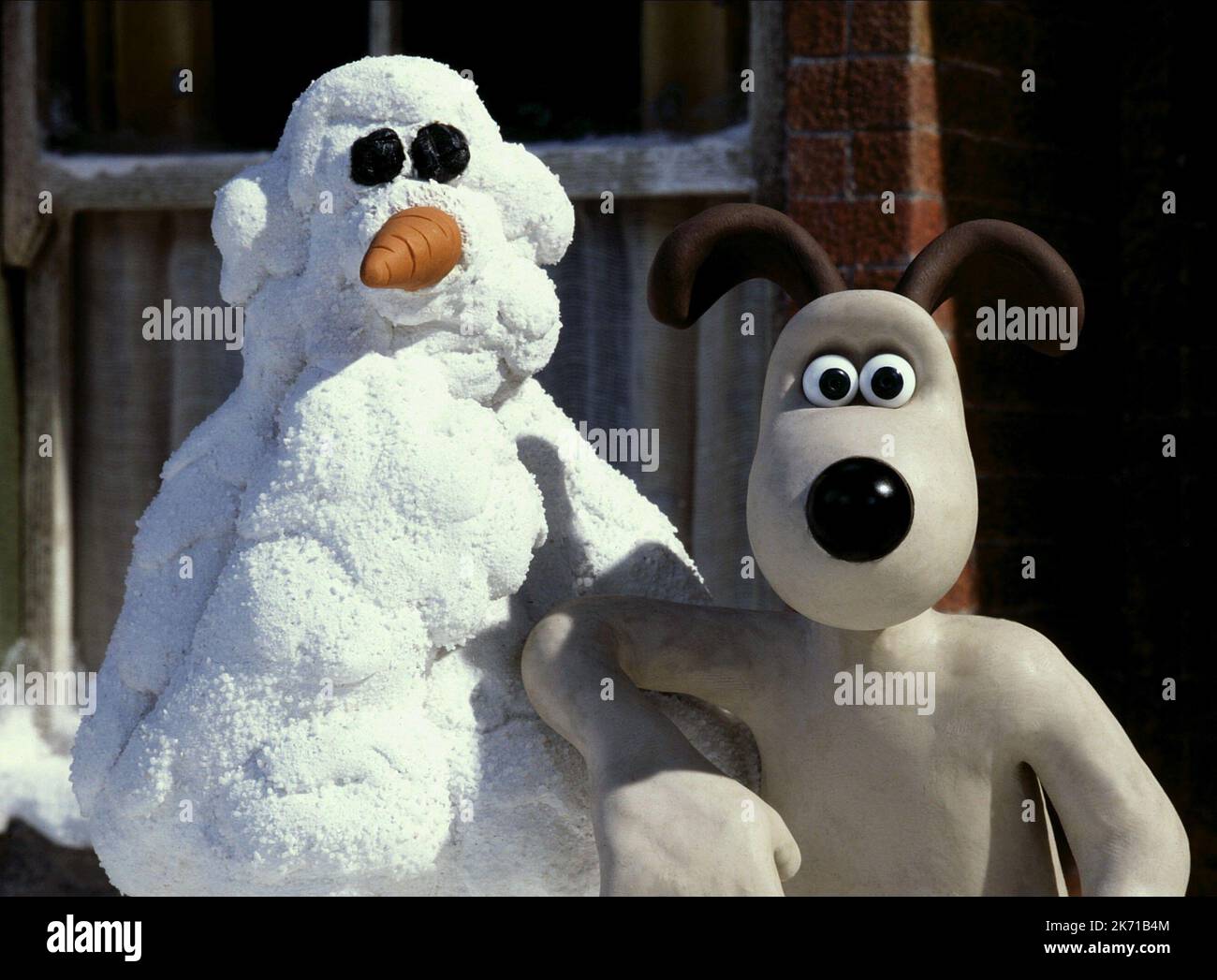 SNOWMAN,GROMIT, WALLACE and GROMIT'S CRACKING CONTRAPTIONS, 2002 Stock ...