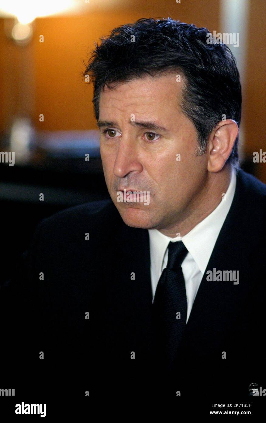 Anthony lapaglia 2000 hi-res stock photography and images - Alamy