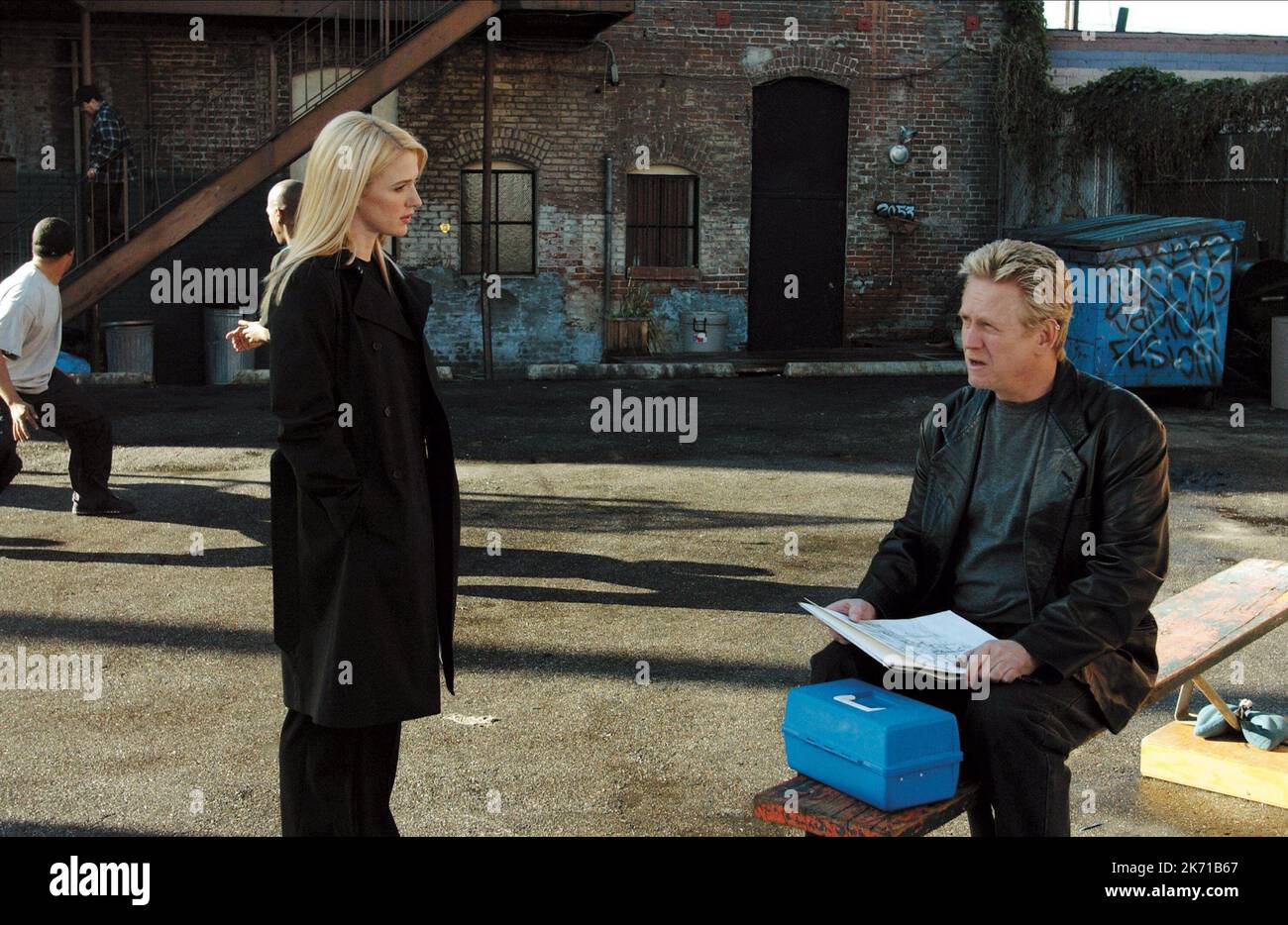 MONTGOMERY,DAVIDON, WITHOUT A TRACE, 2002 Stock Photo - Alamy