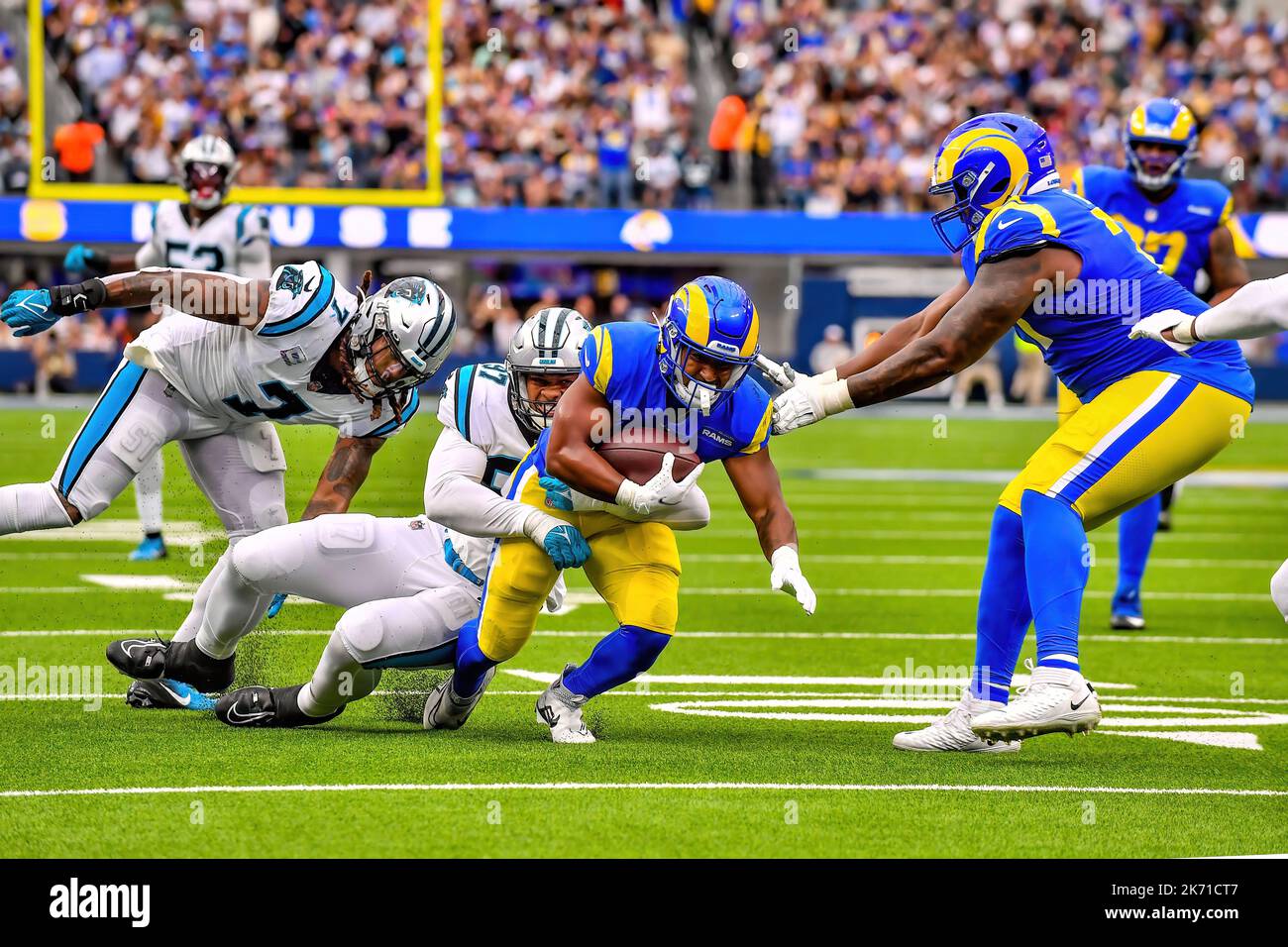 Inglewood, CA. 16th Oct, 2022. Los Angeles Rams running back Ronnie ...