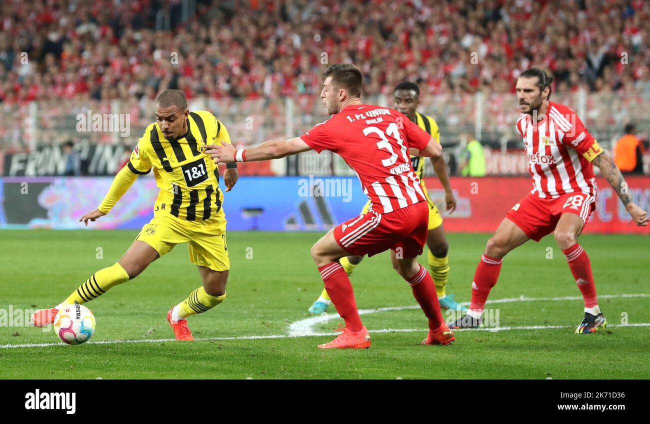 firo : 16.10.2022 football soccer 1st league 1st Bundesliga season 2022 ...