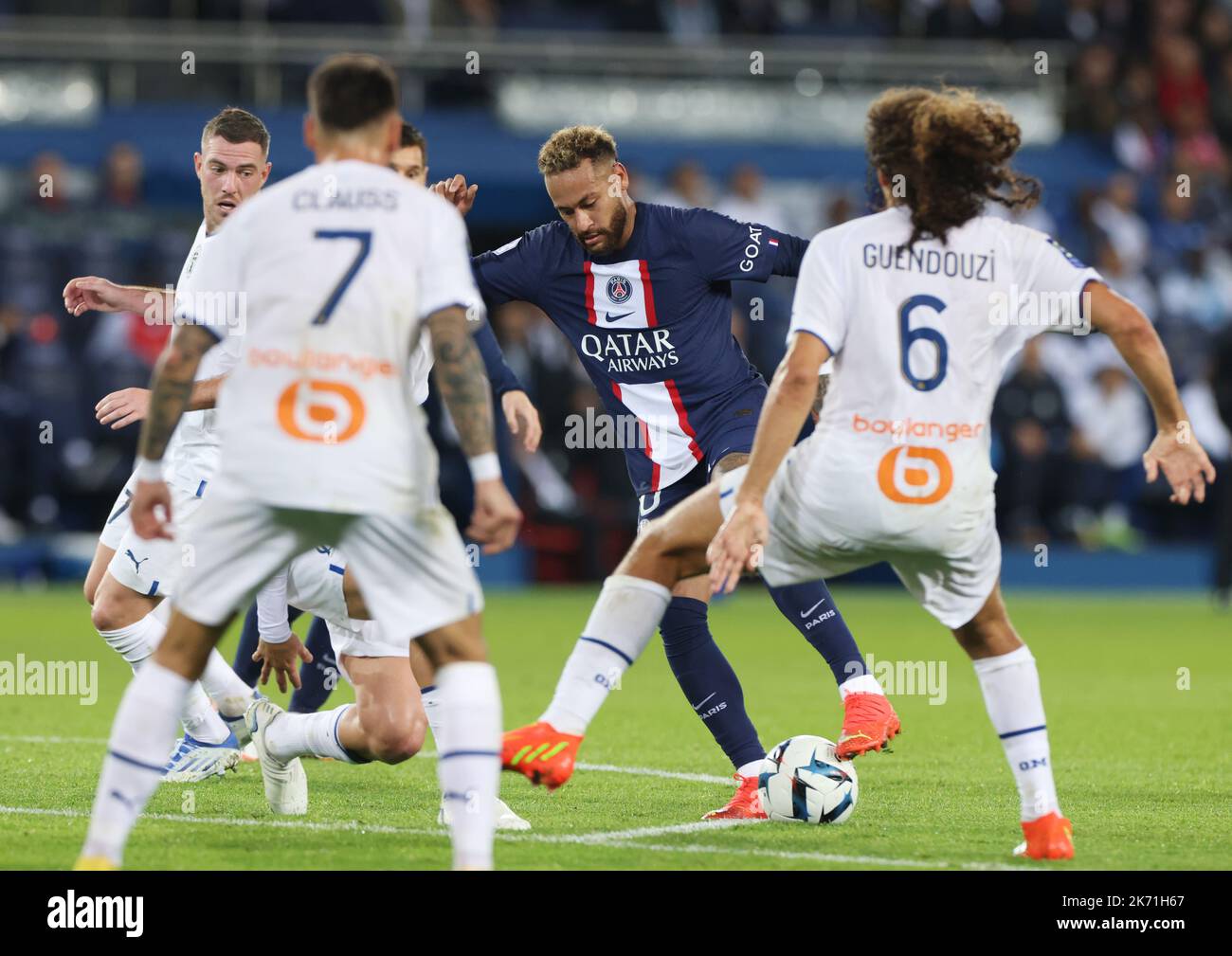 Paris, France. 16th Oct, 2022. Paris Saint-Germain's Neymar (2nd R ...