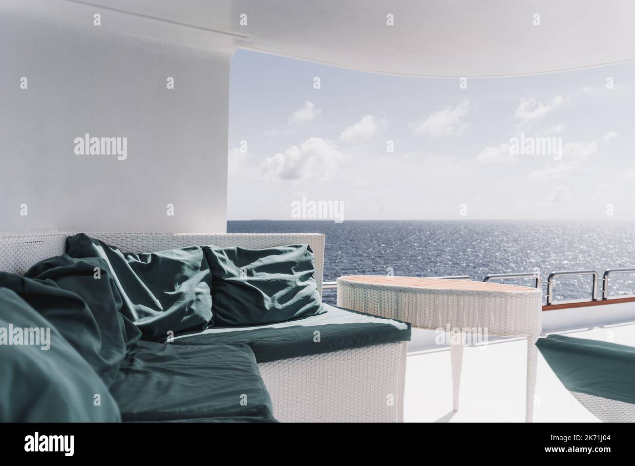 Safari sofa hi-res stock photography and images - Alamy